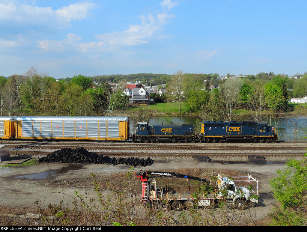 CSX 6512 and 1181